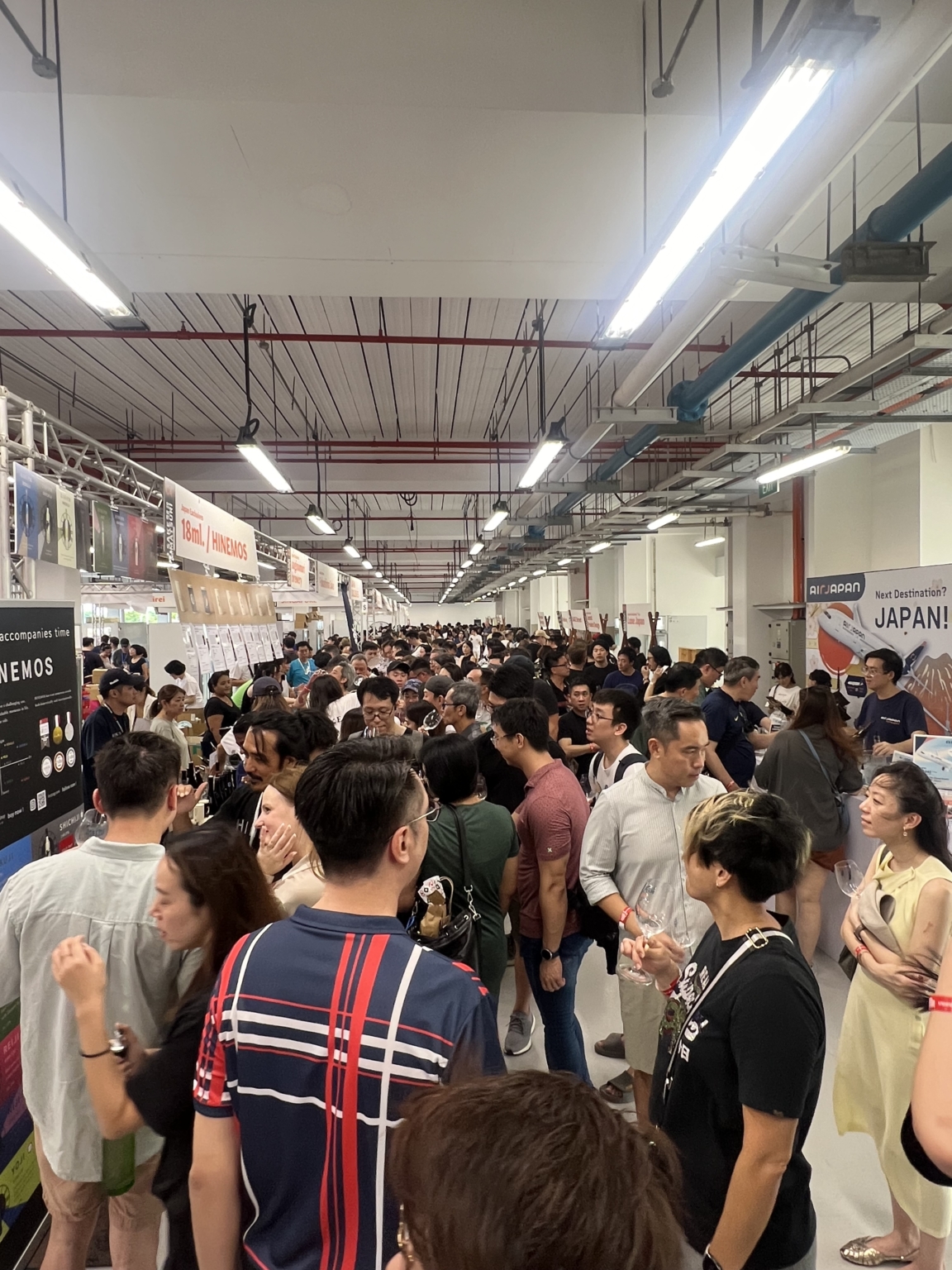 Exhibiting a booth to introduce our tours at “Sake Matsuri” | LUXE JAPAN